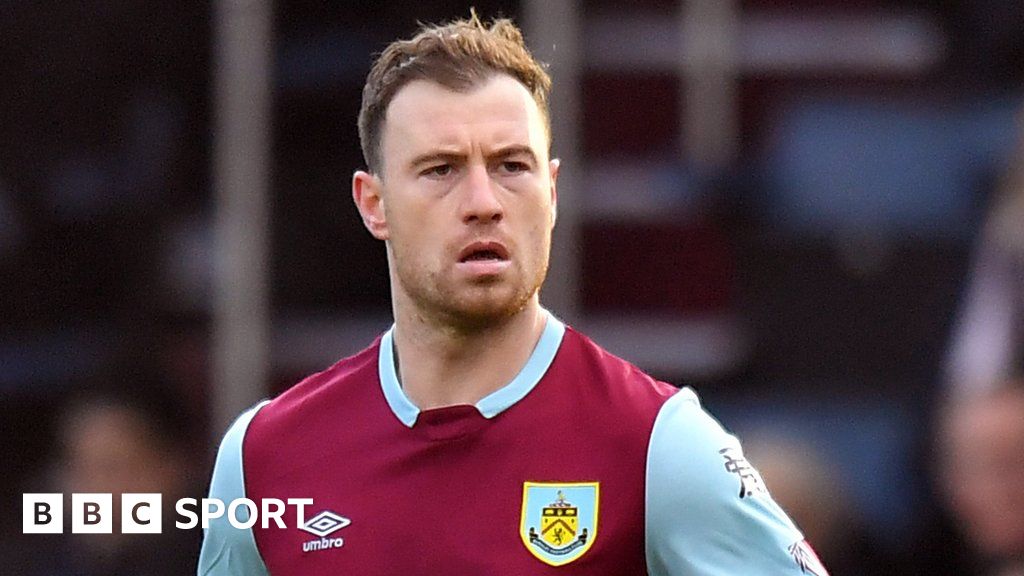 Burnley striker Ashley Barnes to have hernia operation - BBC Sport
