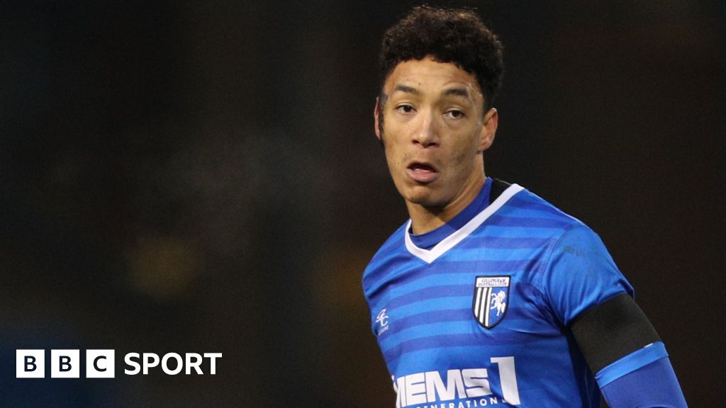 Sean Clare chose Hearts over the English Premier League - BBC Sport