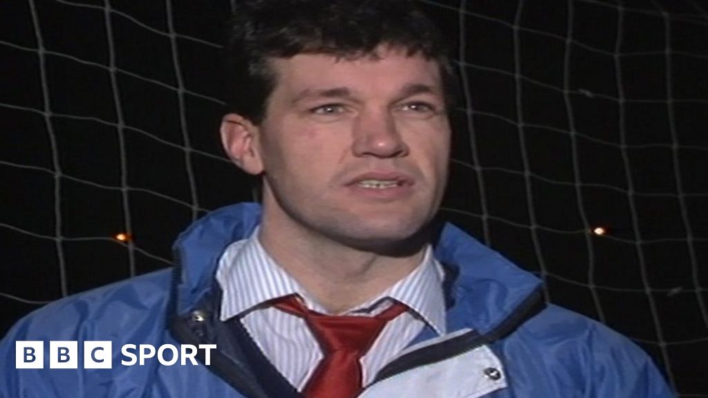 Ex-Cardiff and Wales defender Keith Pontin dies - BBC Sport