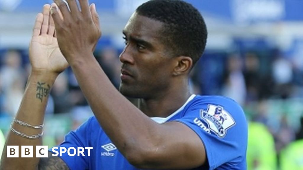 Sylvain Distin: Bournemouth agree deal for ex-Everton defender - BBC Sport