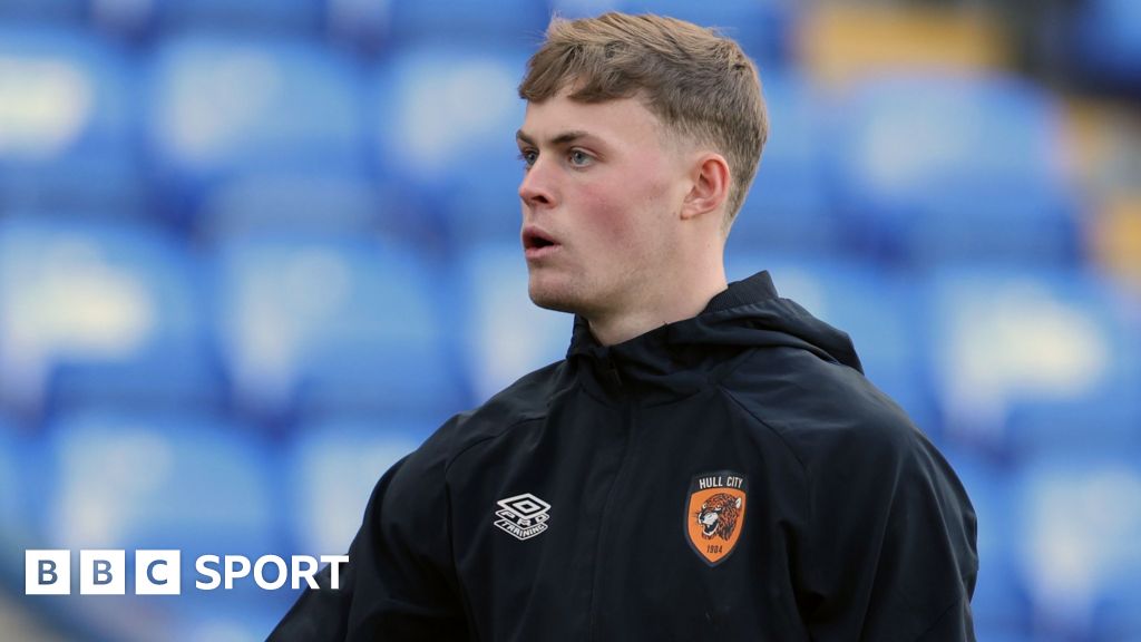 Harvey Cartwright: Wycombe Wanderers sign England Under-20 keeper on ...