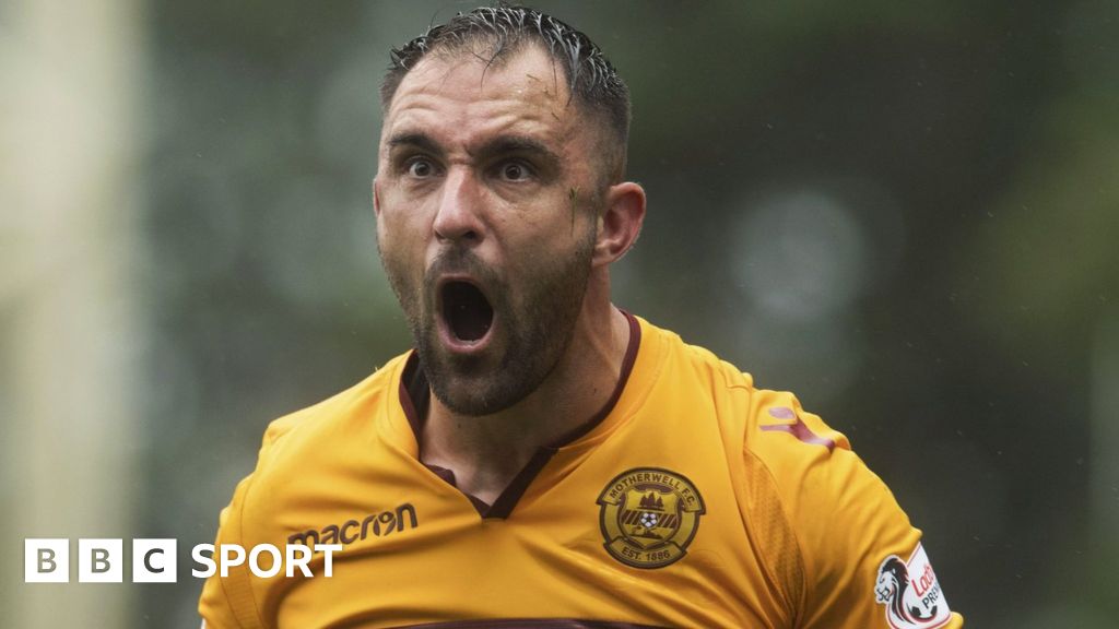Motherwell's Peter Hartley did talking on pitch against Rangers ...