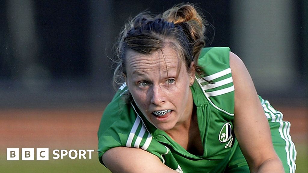 Fit-again Megan Frazer named in Ireland squad for World Cup - BBC Sport
