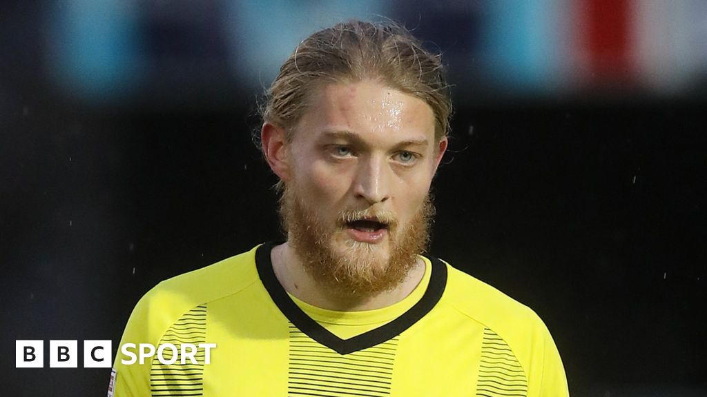 Luke Armstrong: Wrexham explore striker signing appeal - BBC Sport