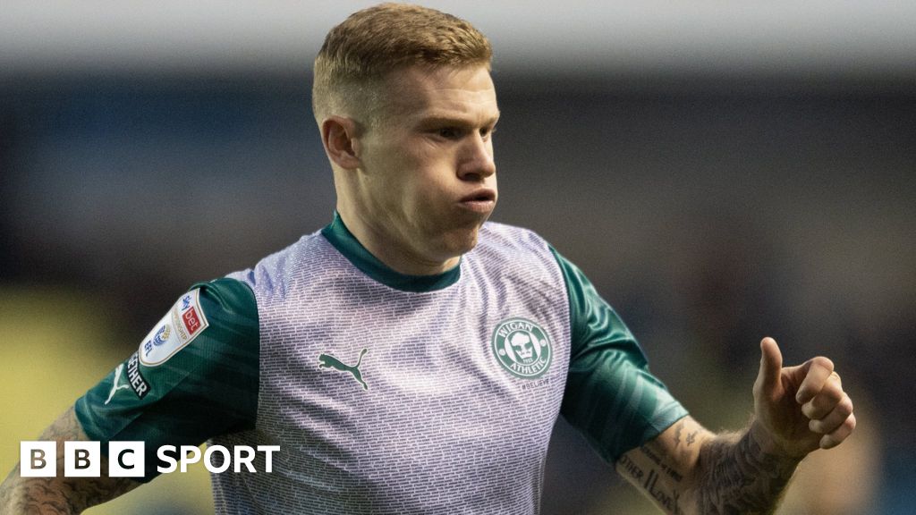 James McClean: Wrexham sign Republic of Ireland midfielder from Wigan ...
