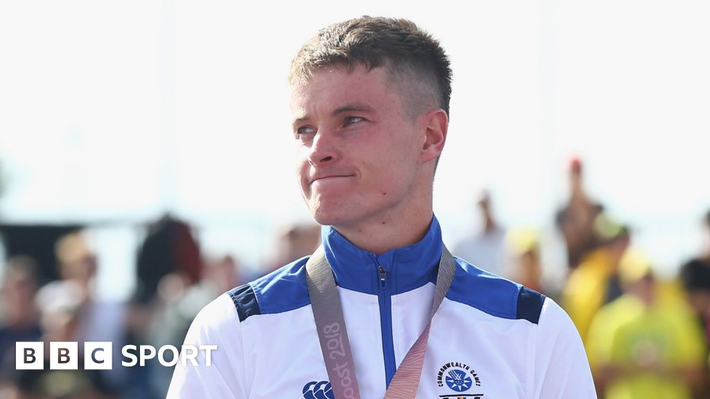 Marc Austin: Commonwealth triathlon medallist retires due to heart ...