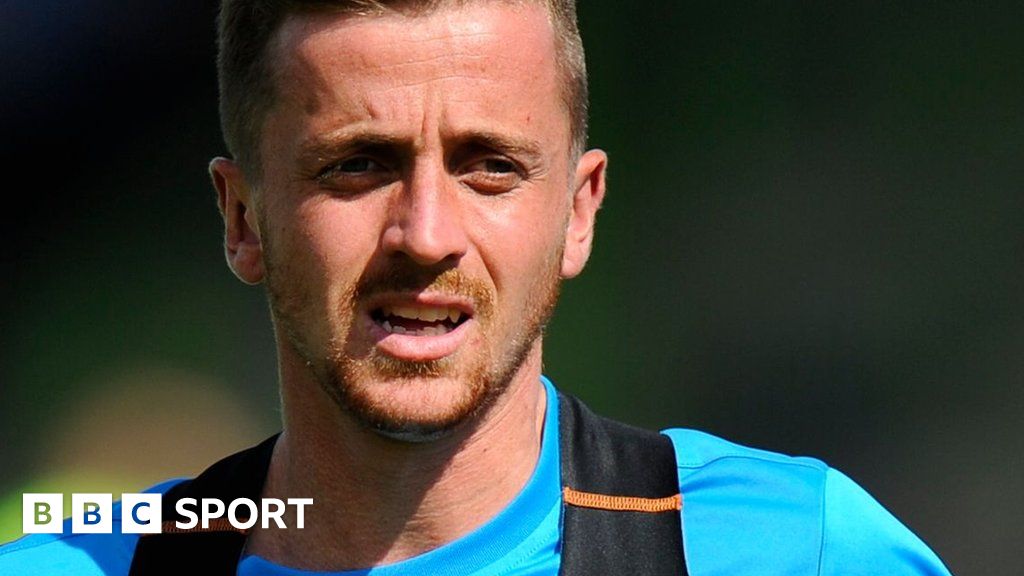 Elliott Frear: Forest Green Rovers winger extends contract to end of ...