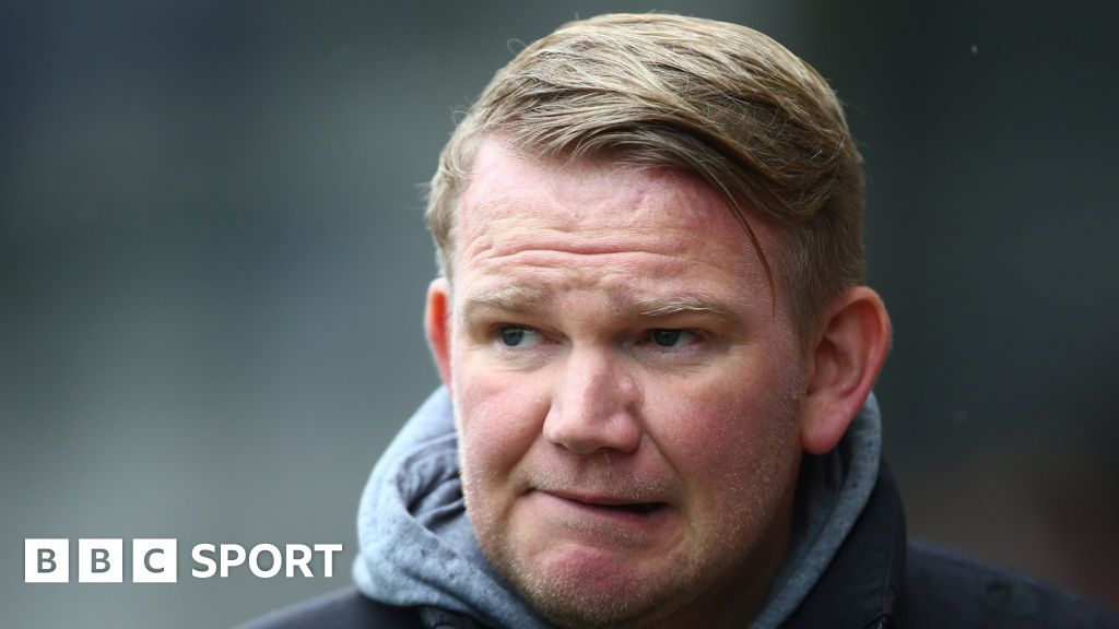 Barrow on verge of 'dream season' as they look to secure play-off spot - BBC Sport