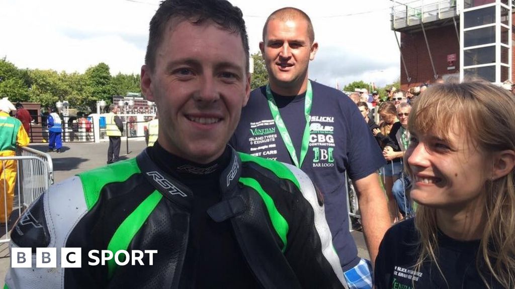 Manx Grand Prix 2016: Andrew Dudgeon wins thrilling Junior GP - BBC Sport