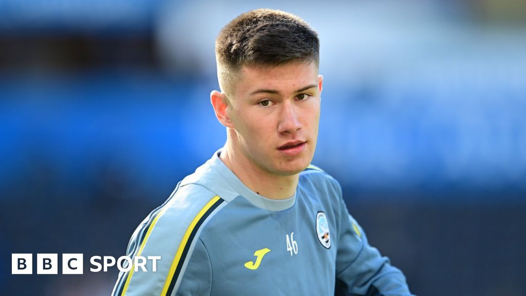 Cameron Congreve: Teenage midfielder signs first professional Swansea ...