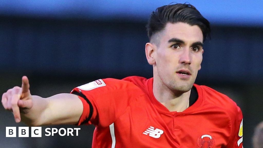 Conor Wilkinson: Walsall agree deal to sign Leyton Orient striker - BBC ...