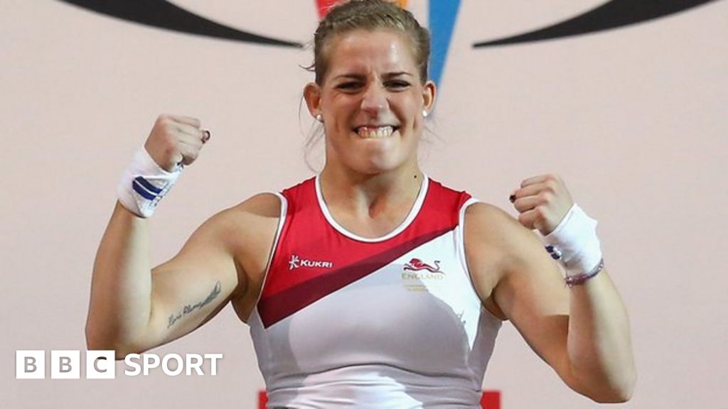 English Weightlifting Champs: Emily Godley pips Rebekah Tiler - BBC Sport