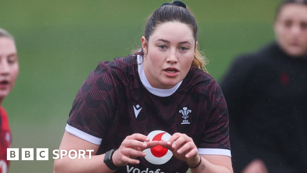 Gwen Crabb: Wales and Gloucester-Hartpury lock suffers further injury ...