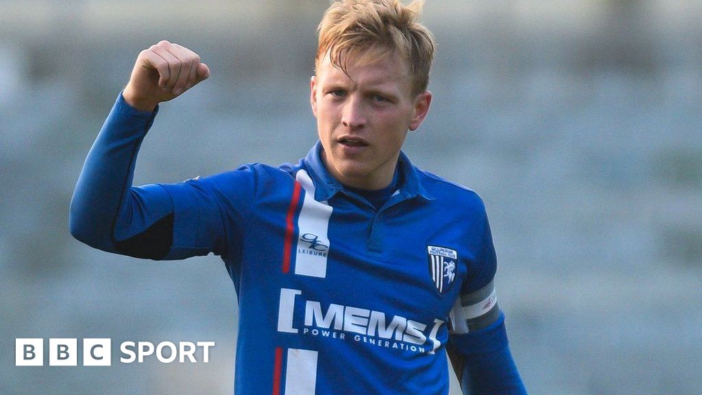 Josh Wright: Gillingham midfielder signs new contract with League One ...