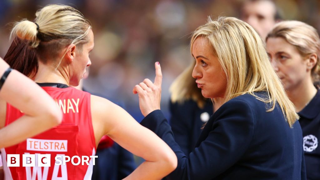 Netball World Cup 2015: Tracey Neville 'can take England forward' - BBC ...