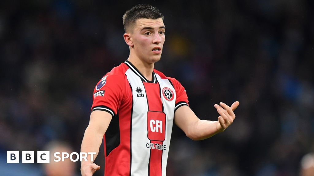 Leicester City: Luke Thomas loan cut short with Sheffield United - BBC ...