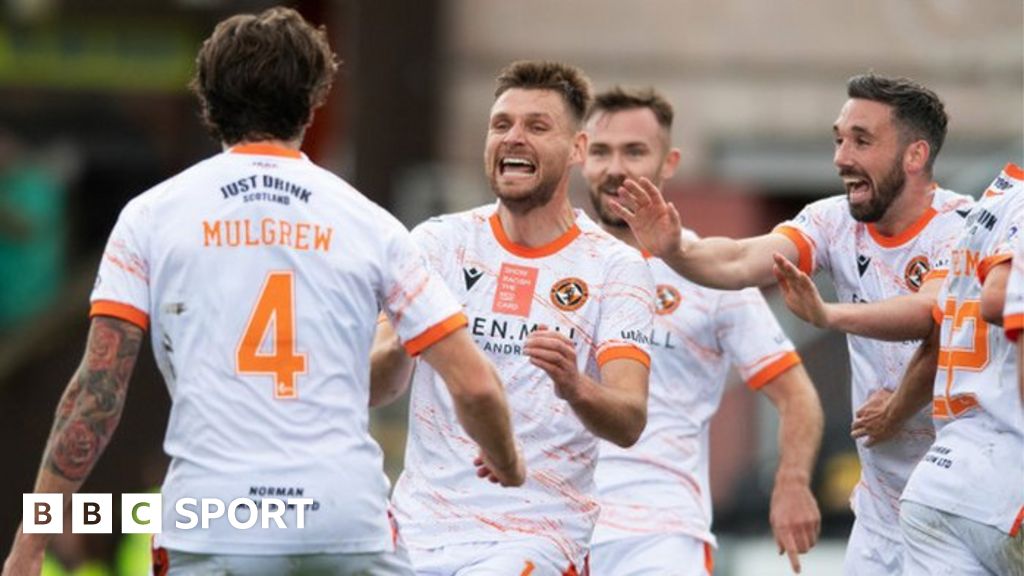 Dundee United 2-1 Motherwell: Hosts stay third while extending unbeaten ...
