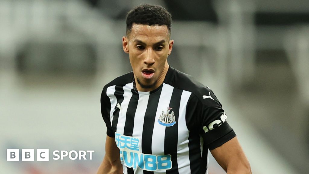 Newcastle's Isaac Hayden out for season with knee injury - BBC Sport