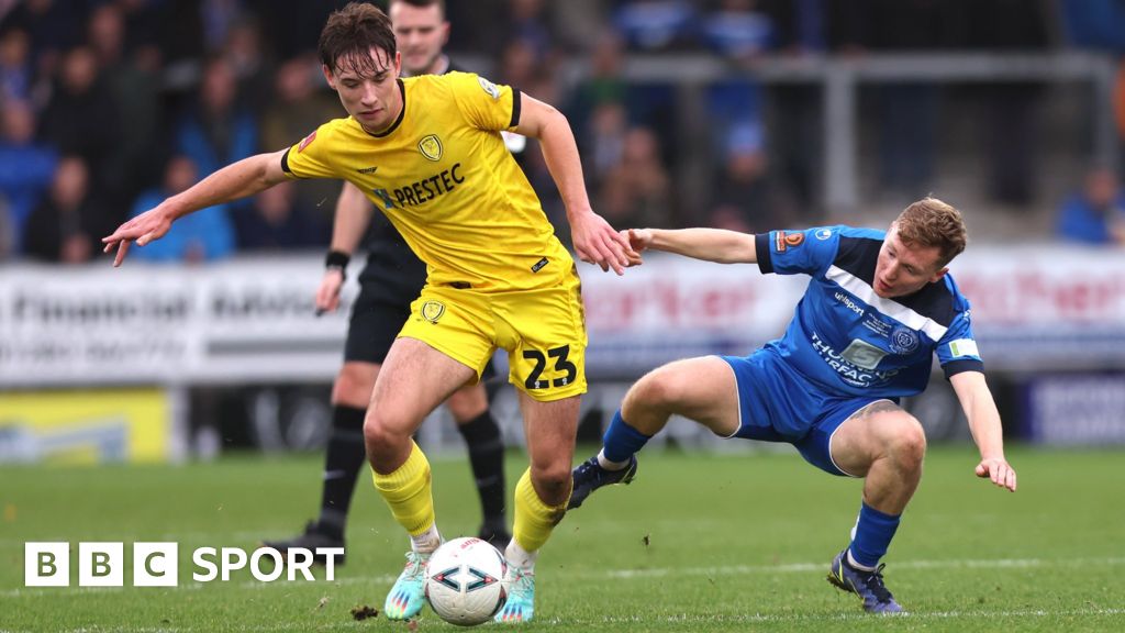 Burton Albion: Terry Taylor & Sam Winnall out for season with ankle ...