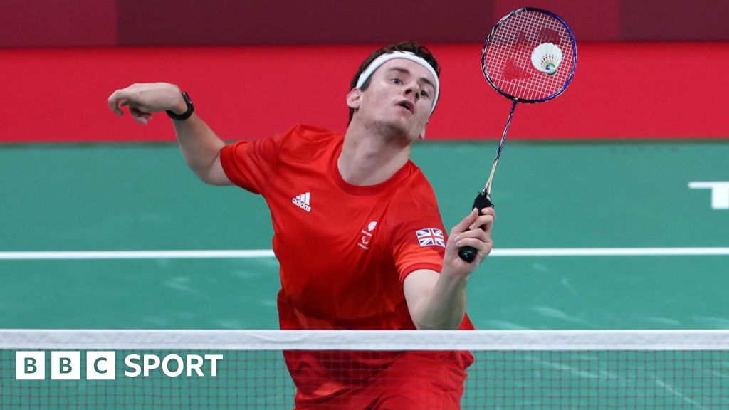 Dan Bethell beats Pramod Bhagat to win 4 Nations Para Badminton gold ...