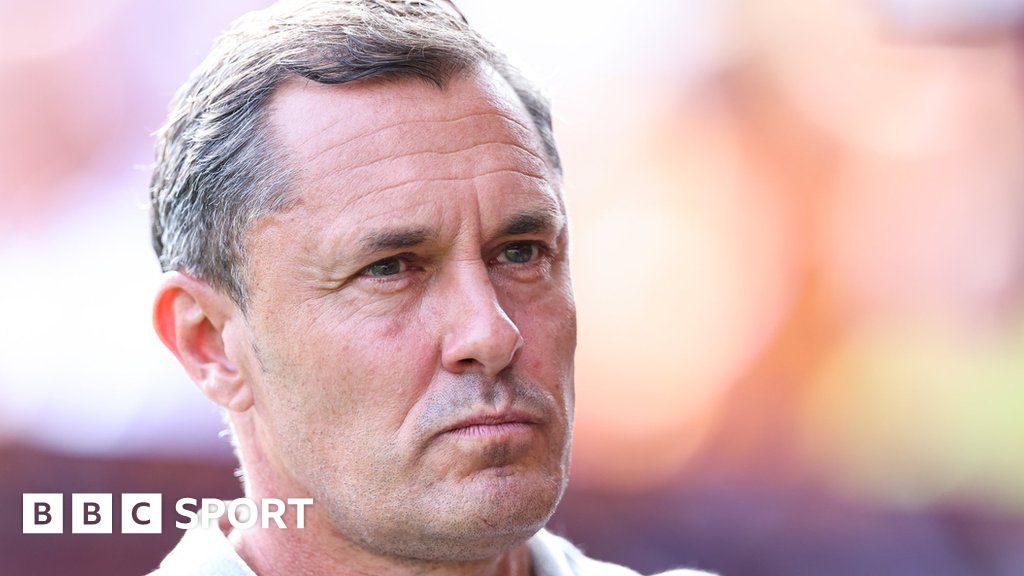 Paul Hurst: Grimsby Town sack manager after fourth League Two loss in a ...