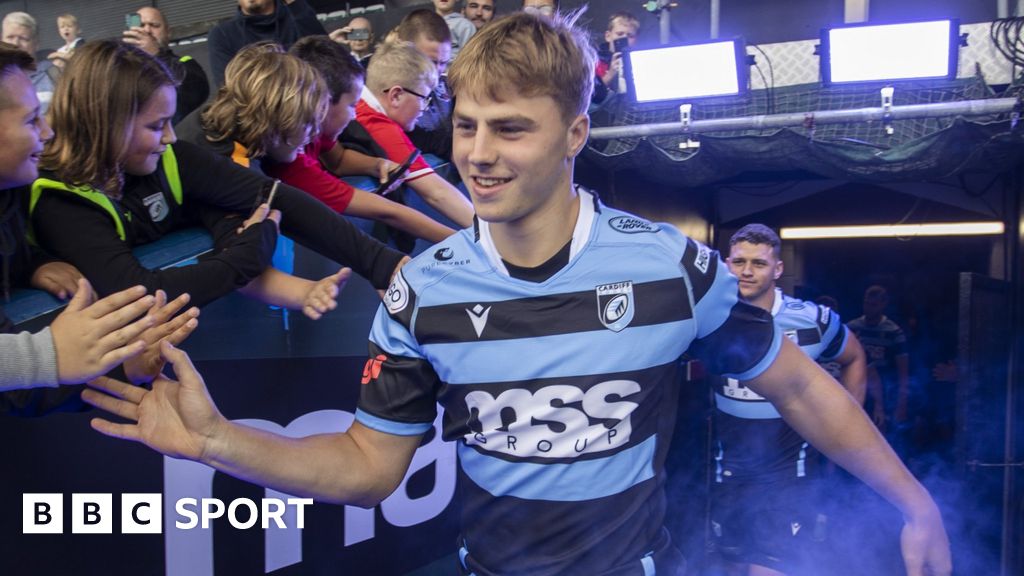 Jacob Beetham: Full-back signs new contract with Cardiff - BBC Sport