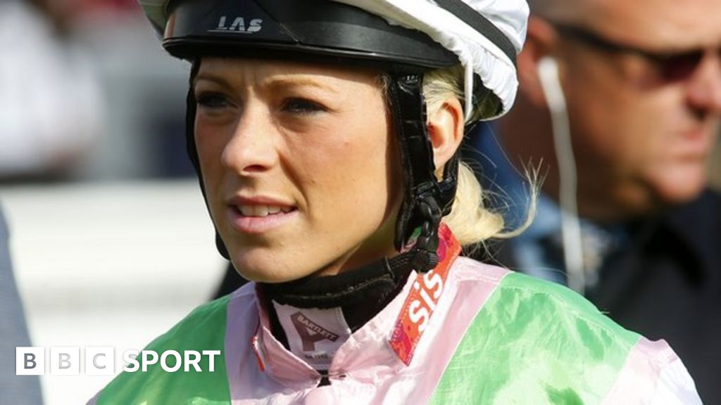 Sammy-Jo Bell: Jockey on McCoy, winners and taking on the men - BBC Sport