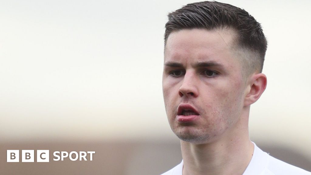 Callum Johnson: Mansfield Town sign Ross County defender on 18-month ...