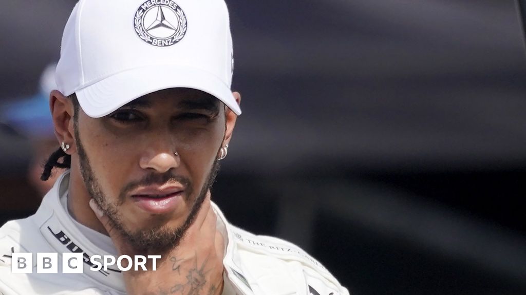 Lewis Hamilton on German GP pole as both Ferraris break down - BBC Sport