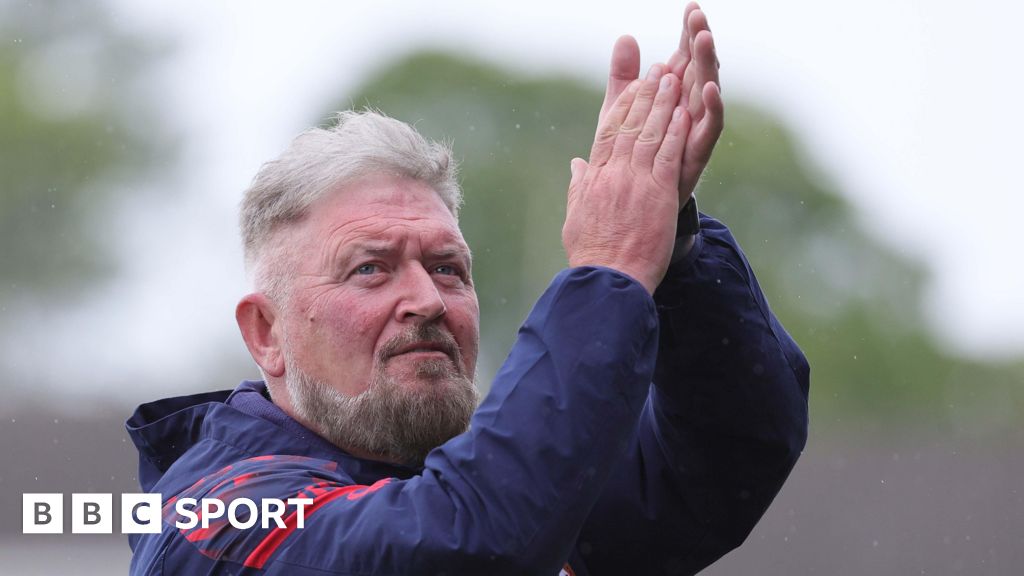 Irish Premiership: 'I’m very proud of the players' - Currie - BBC Sport