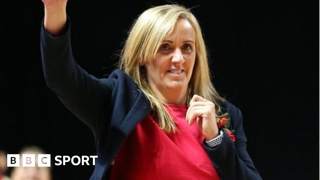 England netball to announce Tracey Neville's successor on Friday - BBC ...