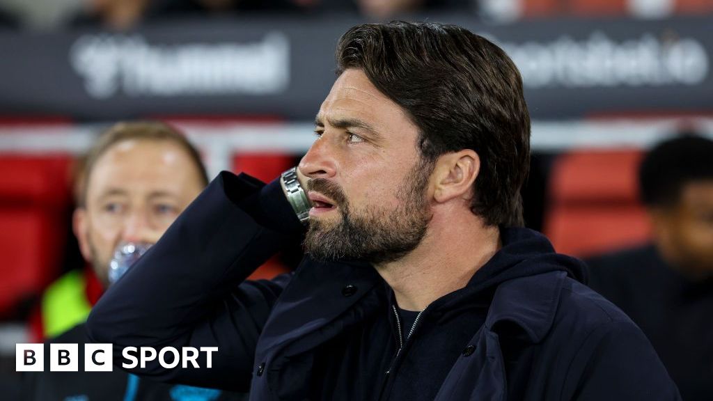 Southampton: 'This is a mini crisis for Martin' - BBC Sport