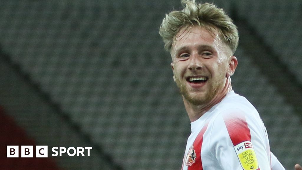 Stephen Wearne: Grimsby sign ex-Sunderland midfielder on one-year deal ...