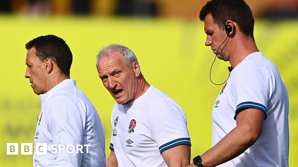 Red Roses need 'female influence' among coaches, says Simon Middleton ...