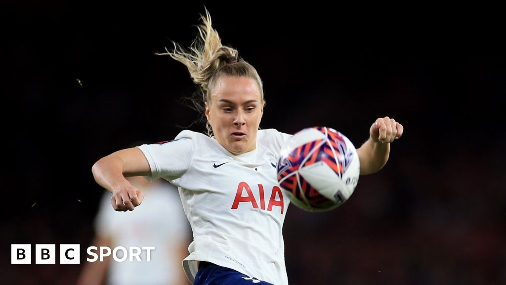 Leicester sign Josie Green and goalkeeper Olivia Clark joins Bristol ...