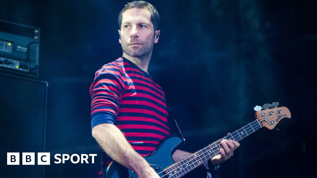 Premier League predictions: Lawro v Ride bassist Steve Queralt - BBC Sport