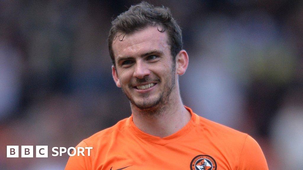 Forest Green Rovers sign Farrend Rawson and Gavin Gunning - BBC Sport