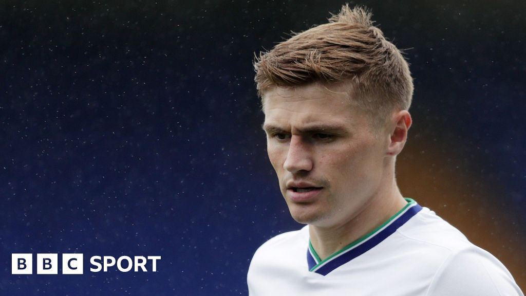 Joe Murphy & Harvey Saunders: Tranmere Rovers deals for player-coach ...