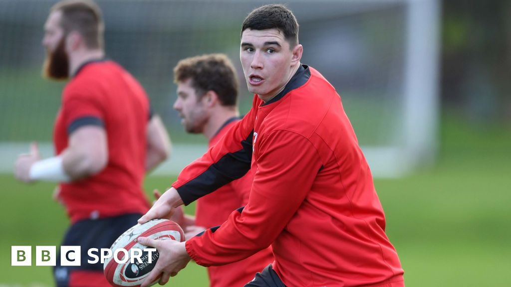 Cardiff Blues: Wales lock Seb Davies signs new contract - BBC Sport