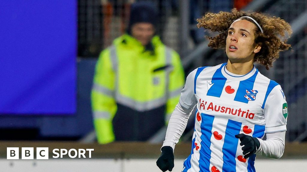 Chelsea midfielder Charlie Webster joins Burton Albion on three-year ...