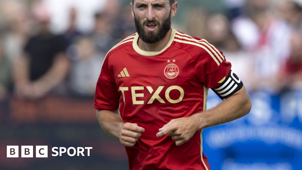 Aberdeen hit three first-half goals to beat Charlton - BBC Sport