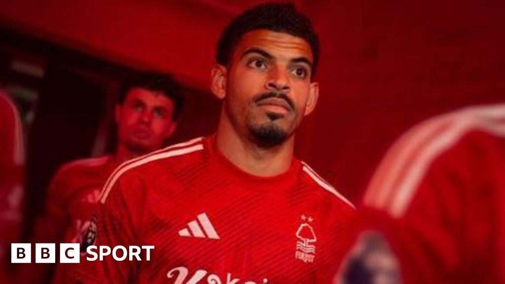 Nottingham Forest news: New home kit for 2024-25 season launched - BBC ...