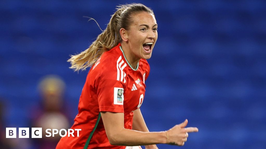 Kayleigh Green: Wales forward signs for Charlton Athletic Women - BBC Sport