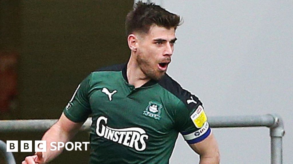 Joe Edwards: Plymouth Argyle wing-back hailed as 'leader' by boss Ryan ...