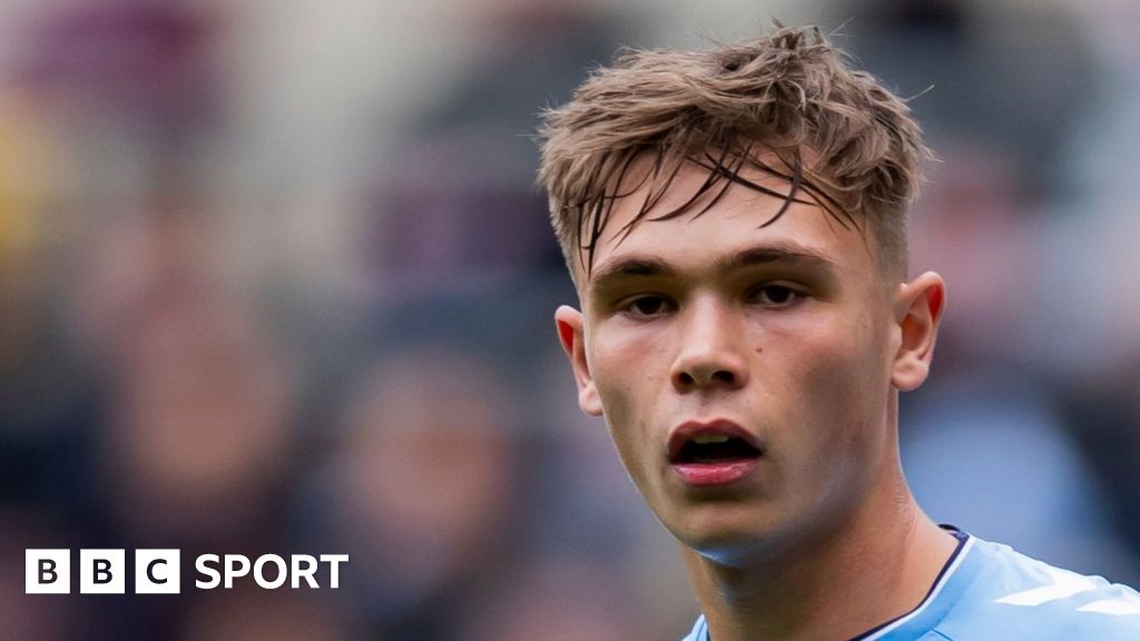 Callum Doyle: Leicester City sign defender on season-long loan from ...