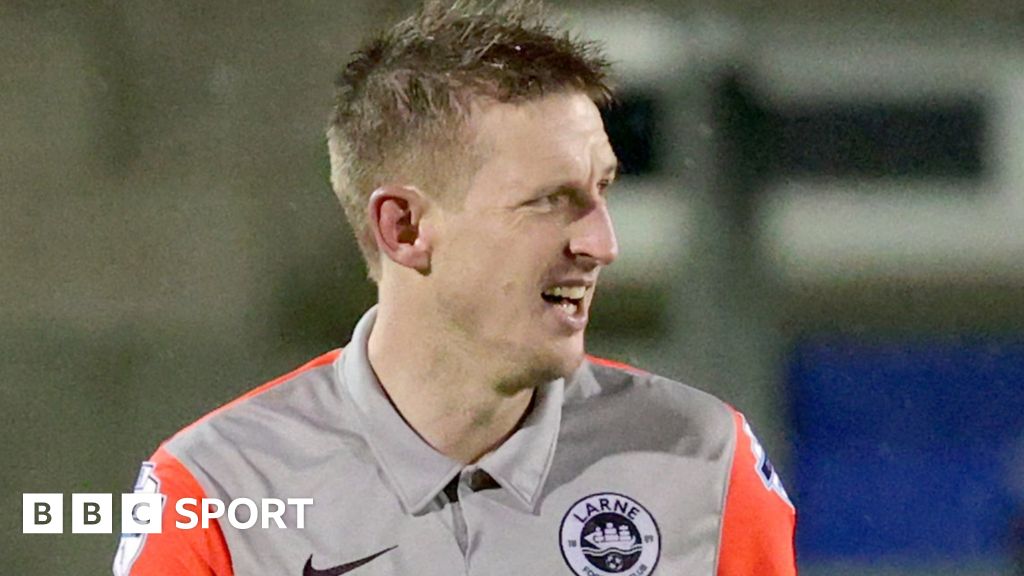 Jeff Hughes: Larne captain retires after serious knee injury - BBC Sport