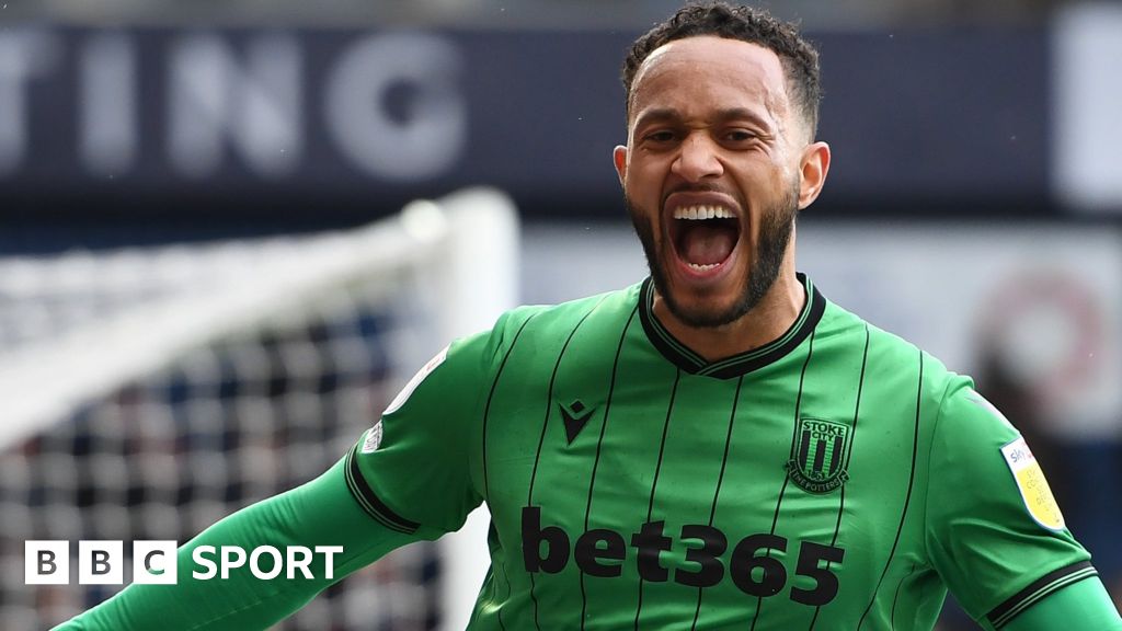 Lewis Baker: Stoke City midfielder signs new three-year deal - BBC Sport