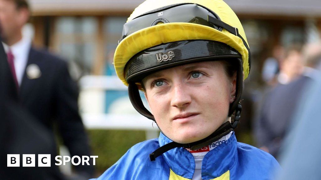 Hollie Doyle: Jockey sidelined with broken elbow after Wolverhampton ...