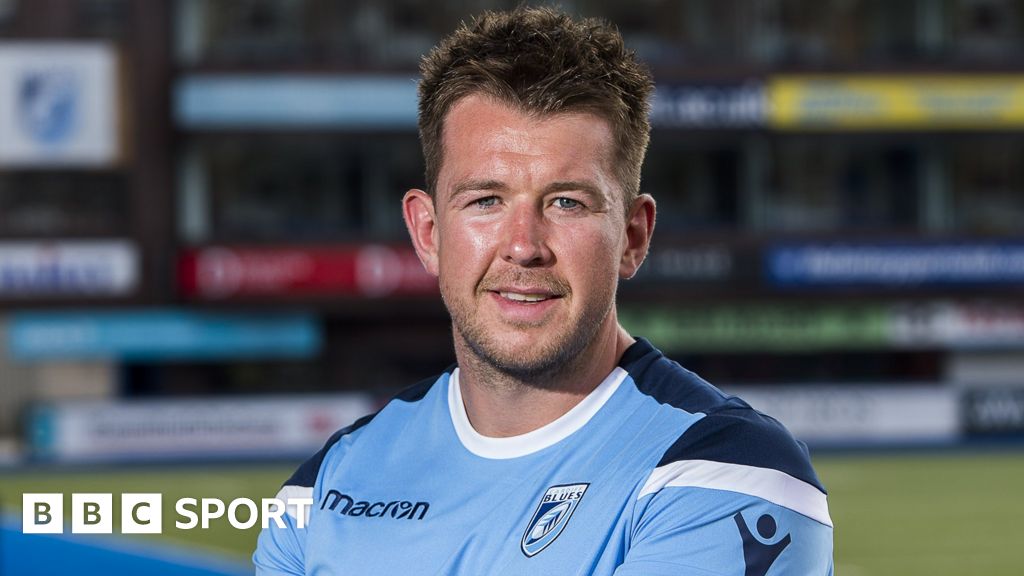 Jason Harries: Cardiff Blues sign Welsh back from Edinburgh - BBC Sport