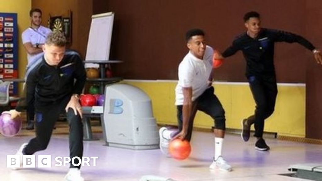 How World Cup stars are preventing 'boredom'? - BBC Sport